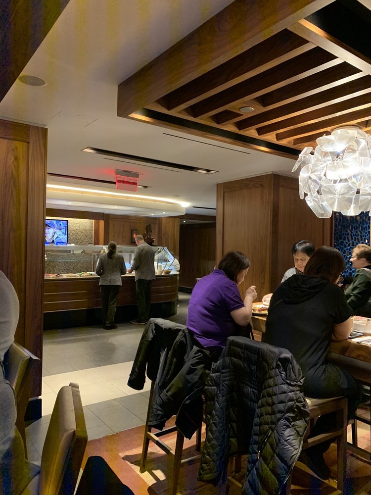 PARAMOUNT CLUB - Updated April 2025 - 13 Photos - 1133 Boardwalk ...