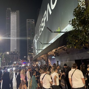 FLOYD MIAMI - Updated November 2025 - 19 Photos & 39 Reviews - 34 NE ...