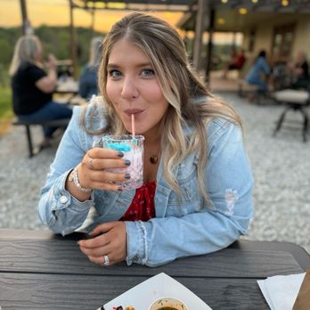 ROCKSIDE WINERY AND VINEYARDS - Updated January 2026 - 123 Photos & 71 ...