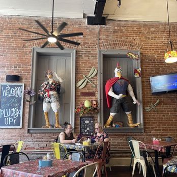 PLUCKED UP CHICKEN & BISCUITS - Updated June 2024 - 403 Photos & 429 ...