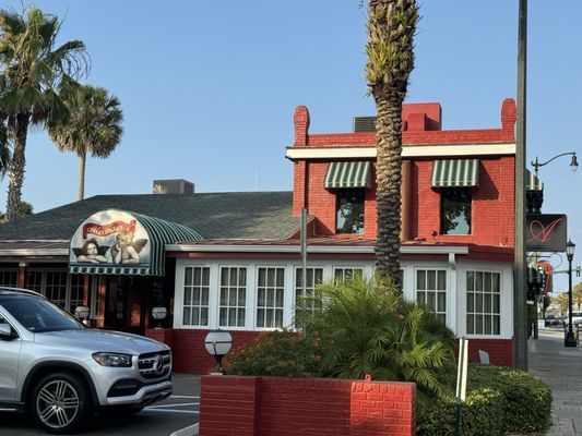 ALEXANDER’S - Updated December 2025 - 74 Photos & 58 Reviews - 123 W ...