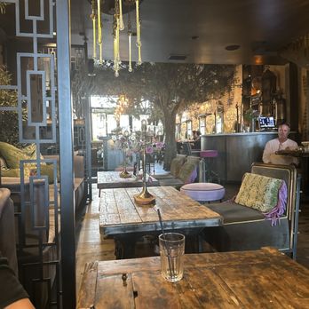 TOM TOM - 1250 Photos & 1006 Reviews - 8932 Santa Monica Blvd, West ...