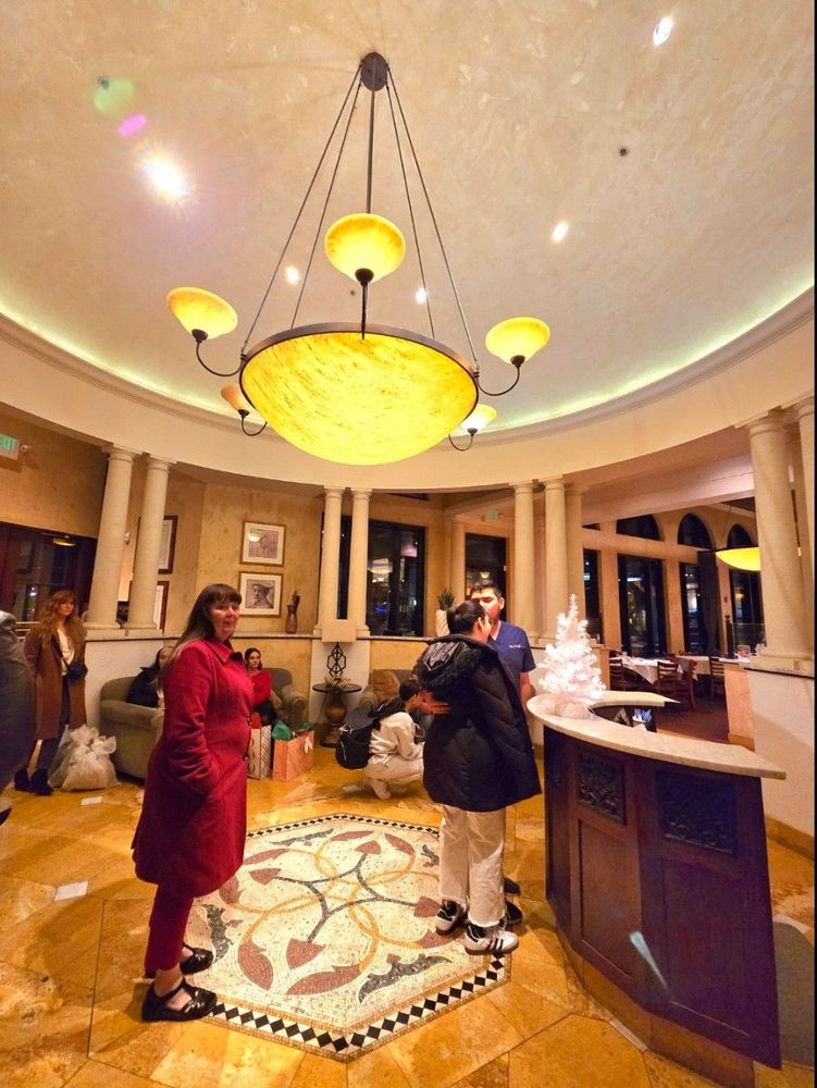 BRIO - Updated January 2026 - 29 Photos & 35 Reviews - 672 E Vine St ...