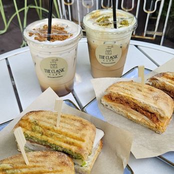 THE CLASSIC CAFE - Updated July 2025 - 834 Photos & 305 Reviews - 419 ...