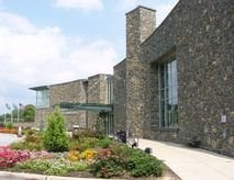 BRANDYWINE HUNDRED LIBRARY - Updated January 2026 - 20 Photos & 14 ...