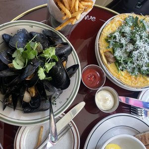 LE DIVE - 45 Photos & 30 Reviews - 37 Canal St, New York, New York ...