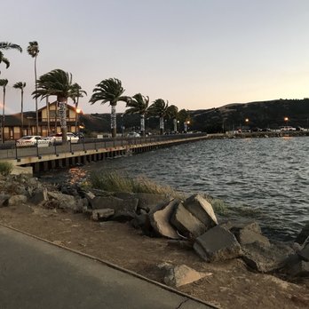 BENICIA PUBLIC PIER & BEACH - Updated December 2025 - 212 Photos & 39 ...
