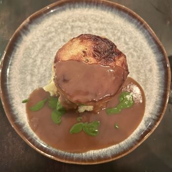 BRAMBLE GASTROPUB - Updated May 2025 - 30 Photos - 2956 Bloor Street W ...