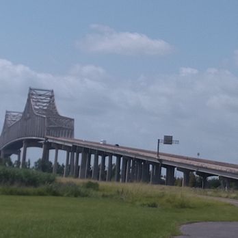 VETERANS MEMORIAL BRIDGE - Updated December 2025 - 40 Photos - Gramercy ...