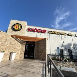 SHOGUN JAPANESE GRILL & SUSHI BAR - Updated October 2025 - 110 Photos ...