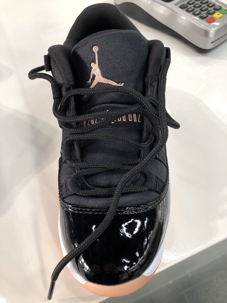 STASH - 11 Photos & 20 Reviews - 1250 N Milwaukee Ave, Chicago ...