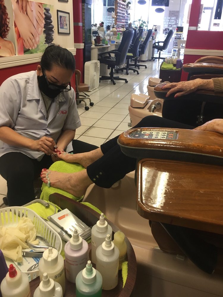 10 NAILS & SPA - Updated November 2024 - 19 Photos & 14 Reviews - 16243 ...