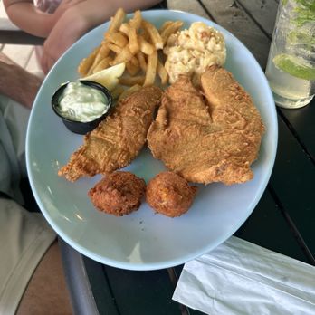 HIDDEN TREASURE RUM BAR & GRILL - Updated April 2025 - 680 Photos & 476 ...