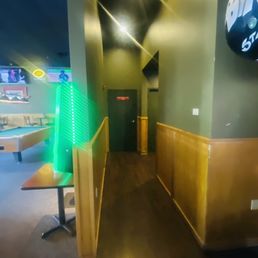 GATOR’S SPORTS BAR & GRILL - Updated August 2025 - 121 Photos & 231 ...