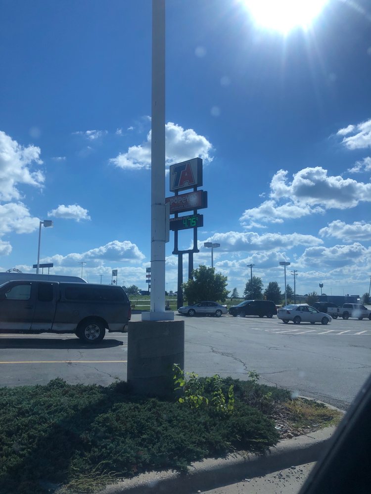 SANDY LONG TRAVEL CENTER - Updated December 2025 - 100 N Broadway, Oak ...