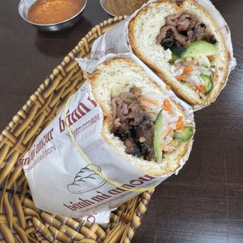 BANH MI AMOUR - Updated March 2025 - 36 Photos & 21 Reviews - 4303 W Noble Ave, Visalia ...