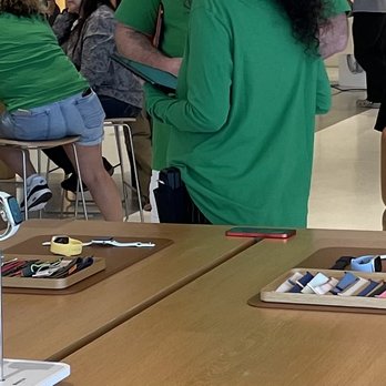 APPLE SOUTHPOINT - Updated December 2025 - 35 Photos & 203 Reviews ...