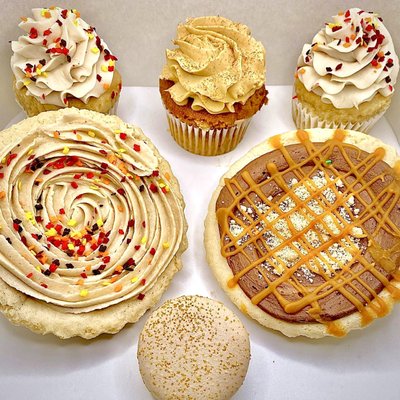 MISS MOFFETT’S MYSTICAL CUPCAKES - 861 Photos & 191 Reviews - 8765 ...