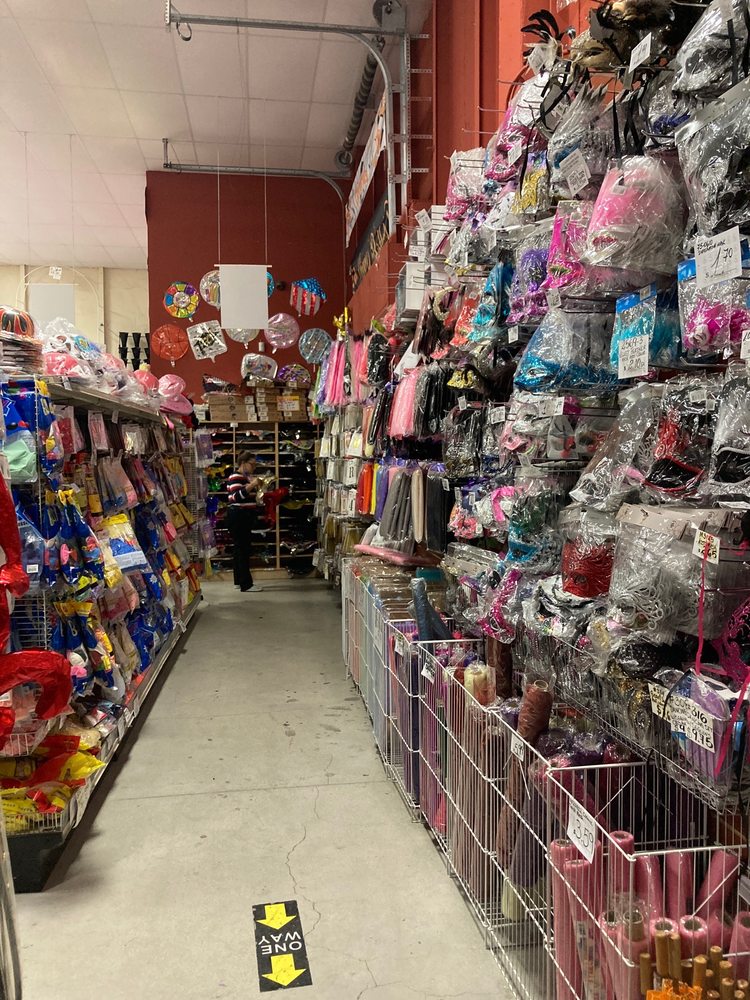 LO FLORIST SUPPLIES - Updated December 2025 - 37 Photos & 15 Reviews ...