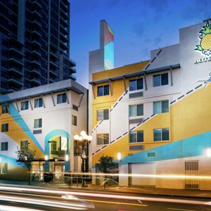 THE SRO LOUNGE - Updated July 2025 - 81 Photos & 138 Reviews - 1807 5th ...