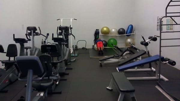 ALIAMANU MILITARY RESERVATION PHYSICAL FITNESS CENTER - 16 Photos ...