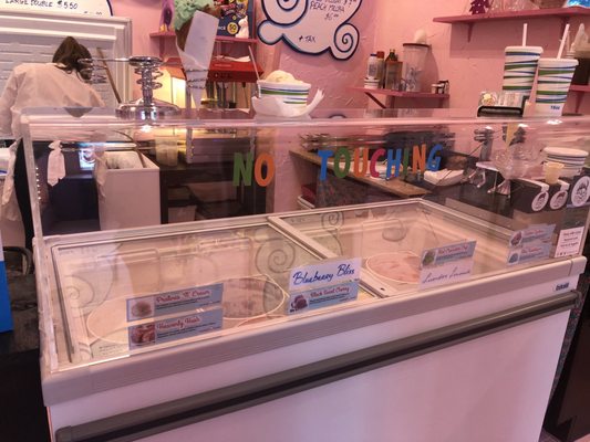 THE MAGIC ICE CREAM SHOPPE - Updated May 2024 - 20 Photos - 23 Elora ...