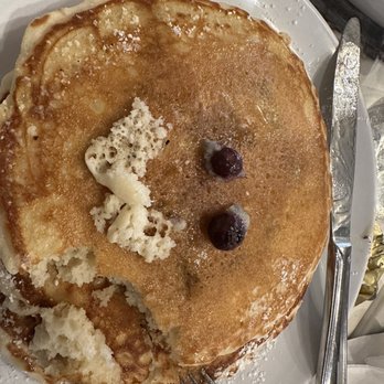 MILES TABLE - 646 Photos & 549 Reviews - 1620 South St, Philadelphia ...