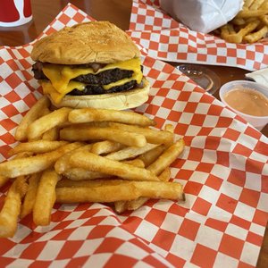MONSTER BURGER - 155 Photos & 230 Reviews - 1703 S 324th St, Federal ...