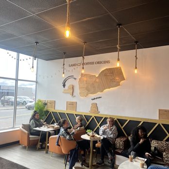 RAHA COFFEE HOUSE - Updated October 2025 - 177 Photos & 64 Reviews ...