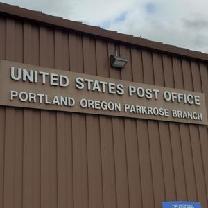 MAIL ROOM PLUS - 10 Photos & 24 Reviews - 11918 SE Division St ...