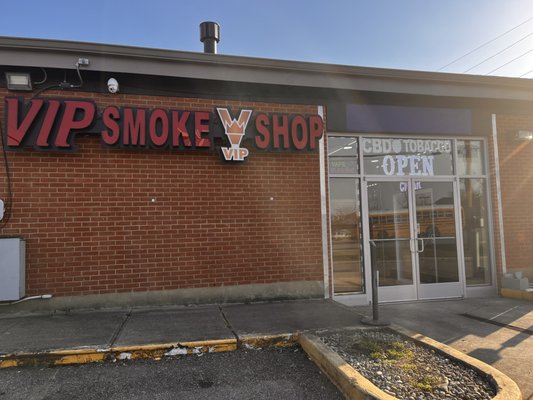 VIP SMOKE SHOP - Updated May 2025 - 7809 Cincinnati Dayton Rd, West ...