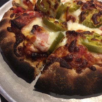 HANK’S ON THE RIVER - Updated December 2025 - 17 Photos & 36 Reviews ...