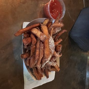 TOM BERGIN’S - 442 Photos & 562 Reviews - 840 S Fairfax Ave, Los ...