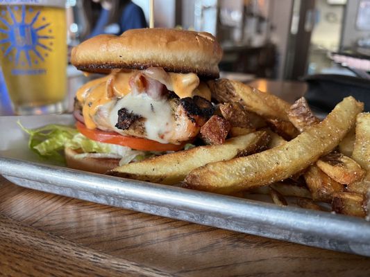 BELT LINE BREWERY & KITCHEN - Updated December 2025 - 278 Photos & 109 ...