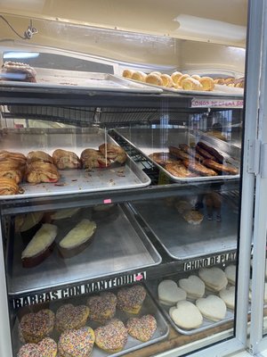 LA REYNERA BAKERY - Updated March 2025 - 18 Photos - 326 E Coma Ave ...