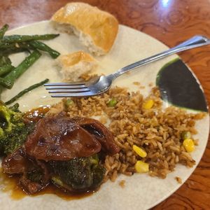 WATTERSON DINING COMMONS - Updated December 2025 - 315 S Fell, Normal ...