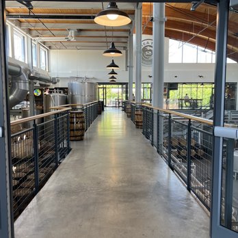 TWO ROADS BREWING - Updated November 2024 - 683 Photos & 401 Reviews ...