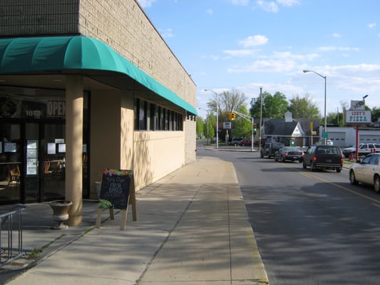 THREE RIVERS CO-OP NATURAL FOODS & DELI - 16 Photos & 28 Reviews - 1612 ...