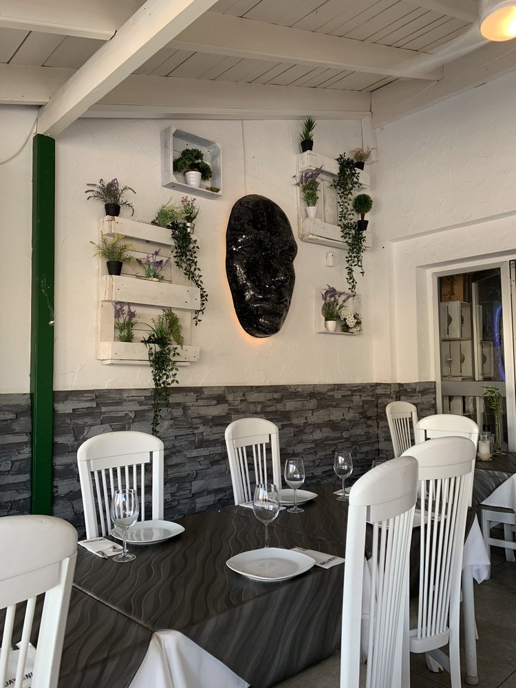 DAY AND NIGHT - Updated June 2024 - Avenida de las Naciones, 9, Rojales ...