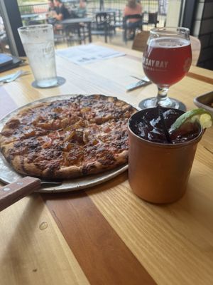 FOUR DAY RAY BREWING YORKTOWN - Updated July 2025 - 11 Photos - 2111 ...