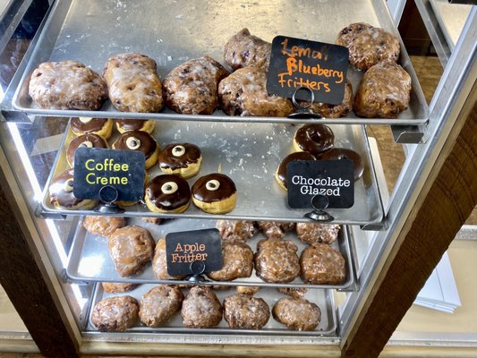 GOLDEN HARVEST BAKERY & CAFE - Updated December 2025 - 104 Photos & 58 ...