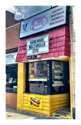 SNAPPY DOG - Updated August 2024 - 82 Photos & 138 Reviews - 6682 1/2 N ...