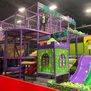 FUNZ TRAMPOLINE PARK - Updated August 2024 - 84 Photos & 11 Reviews ...