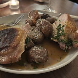 LULA - Updated June 2025 - 20 Photos & 14 Reviews - 28 Oak St ...