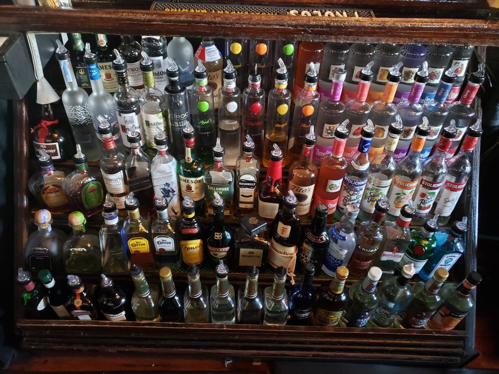 DALY’S IRISH PUB - 74 Photos & 24 Reviews - 4201 Comly St, Philadelphia ...