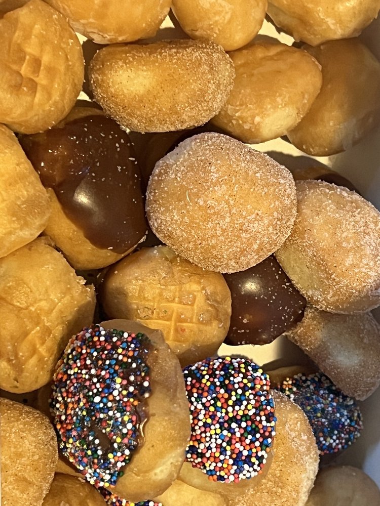 KOUNTRY DONUTS - Updated August 2025 - 15 Reviews - 12584 N Beach St ...