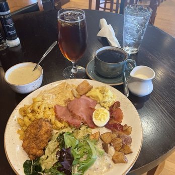 FISH MARKET BAR AND GRILL - Updated August 2024 - 279 Photos & 290 ...