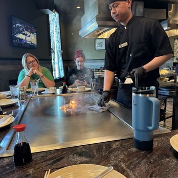 DOMO JAPANESE SUSHI GRILL AND BAR - Updated August 2024 - 471 Photos ...