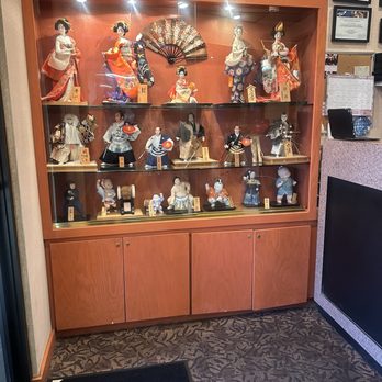 JINBEH - Updated December 2025 - 161 Photos & 200 Reviews - 2440 S ...