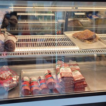 LAMBO’S DELI - Updated January 2026 - 20 Photos - 1372 Queen Street E ...